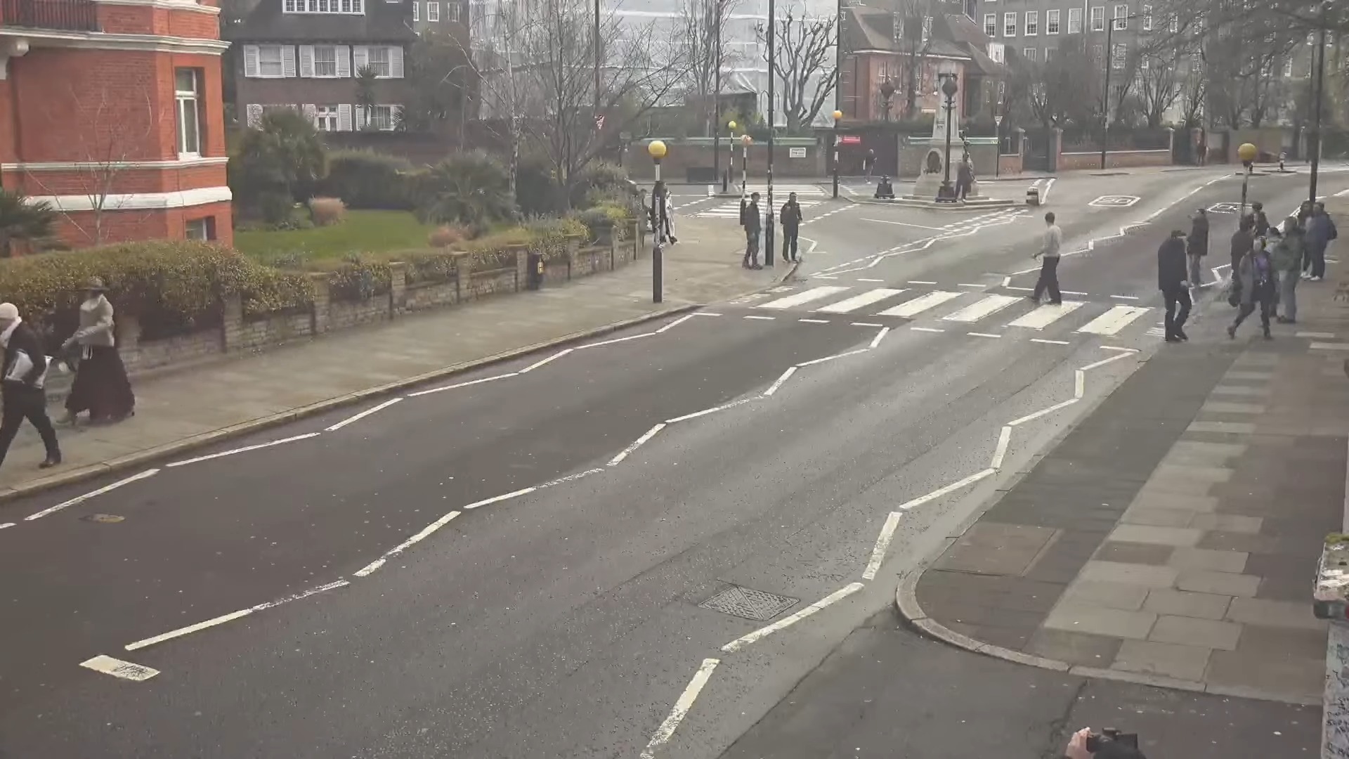 Abbey Road Crossing – London Live Webcam | The Beatles